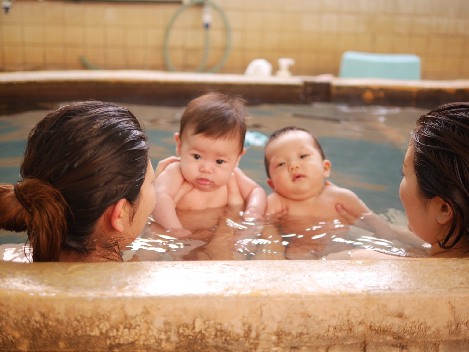 Onsen With Kids? Ask Mom Of Five-Month-Old Onsen Master - Enjoy Onsen