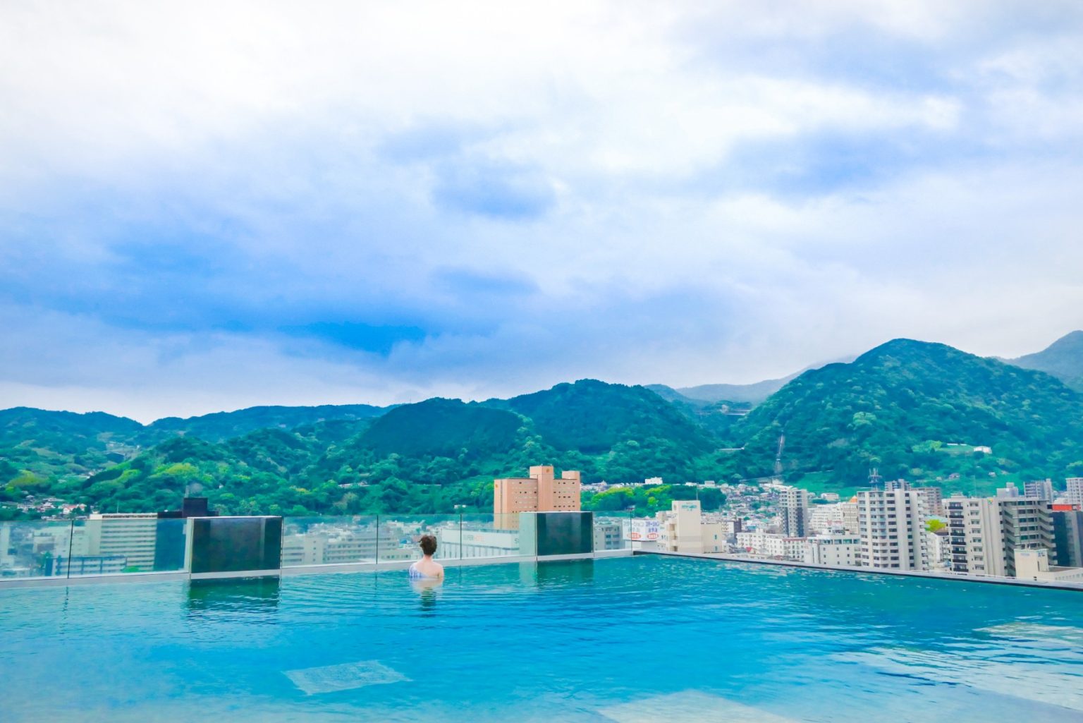 Amanek Beppu Yula-re: Appreciate Beppu’s Crafts and Traditions at This Rooftop Onsen Hotel ...